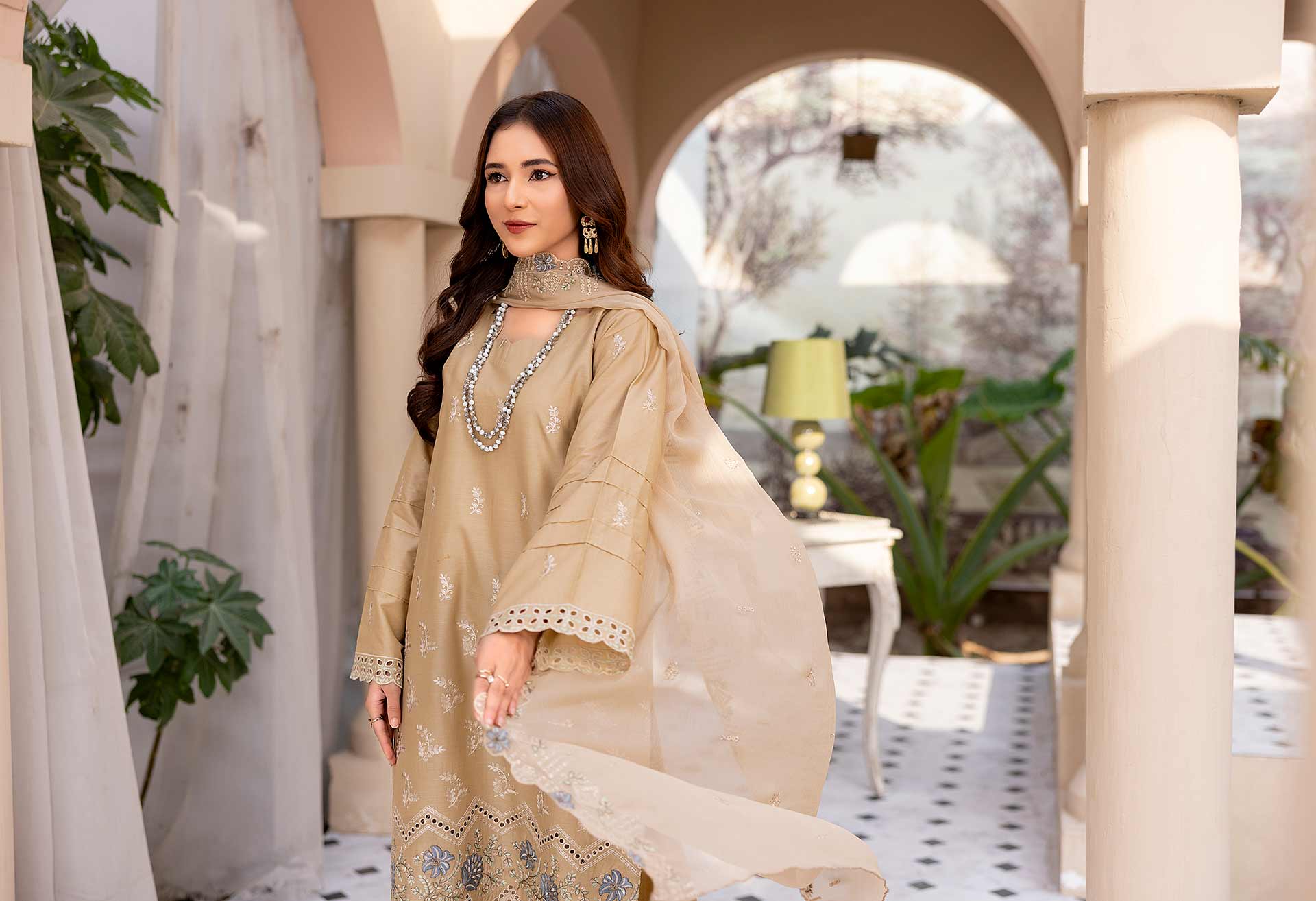 Unstitched Collection Women Clothes Online In Pakistan I Annual Sale – Rakhna.pk